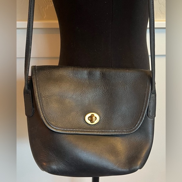 Coach | Bags | Coach Vintage Turnlock Pouch | Poshmark